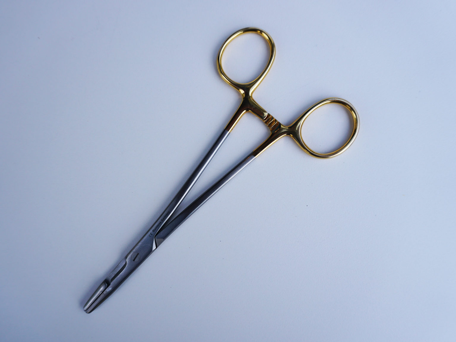 Olsen Hegar Needle holder with scissors - Canmedsir